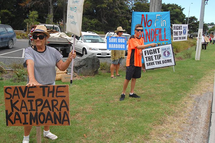 Protesters say landfill leachate threatens - Local Matters