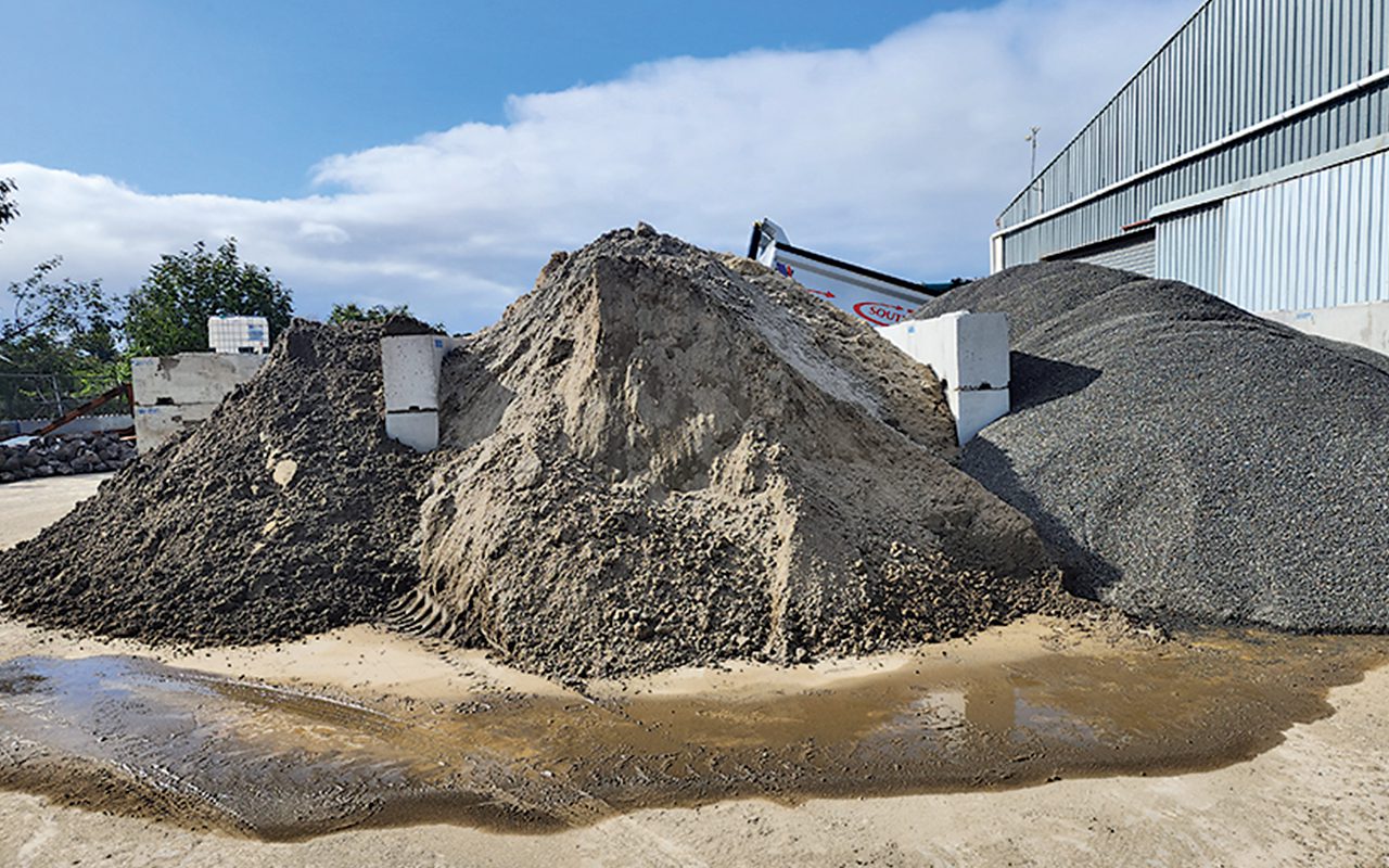 Recycling innovation cuts cleanfill waste - Local Matters