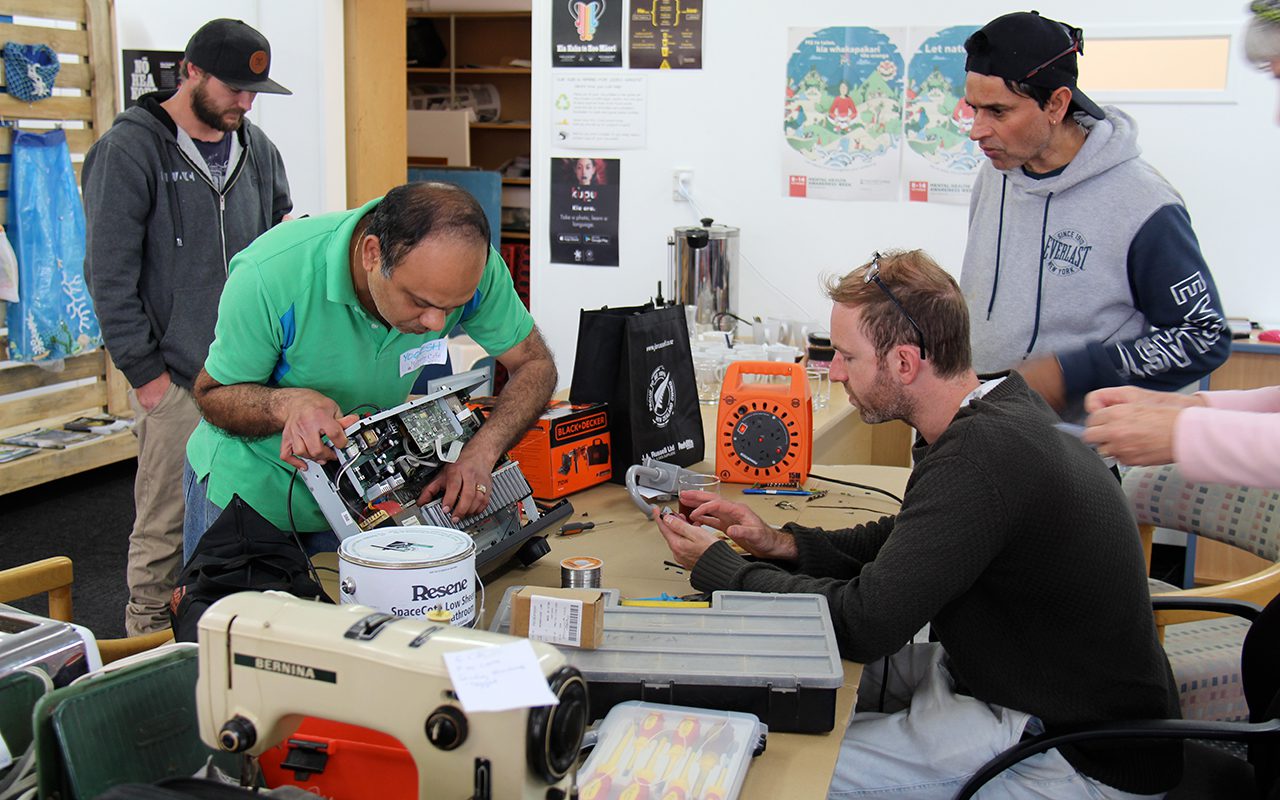 Hibiscus Coast gets regular repair café - Local Matters