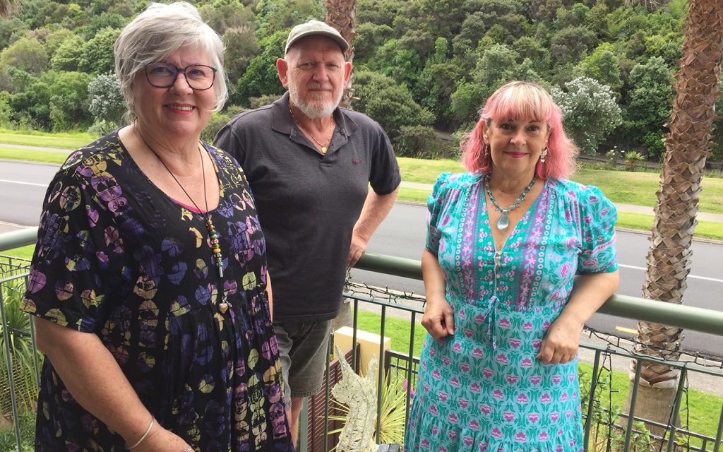 Lights brighten neighbourly relations - Local Matters