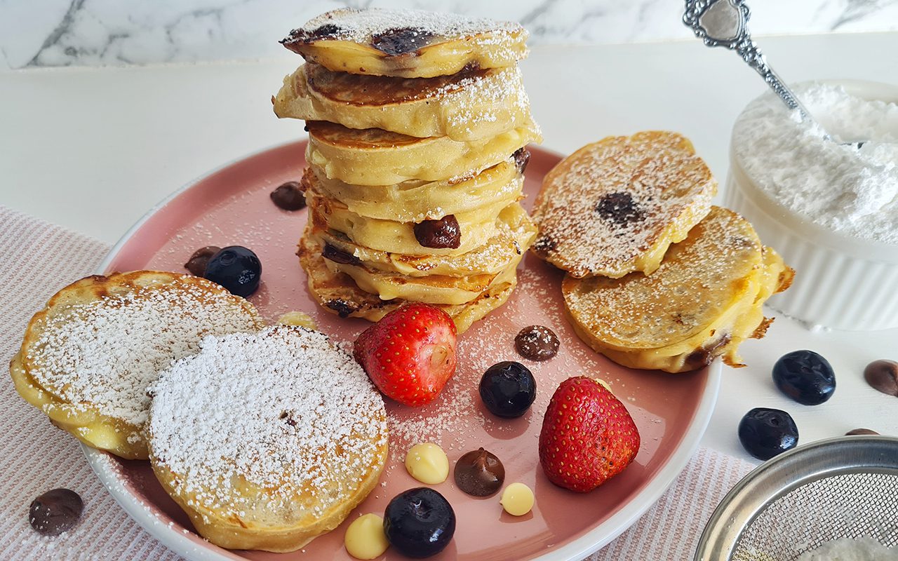Cuisine – Mini banana choc chip pikelets - Local Matters
