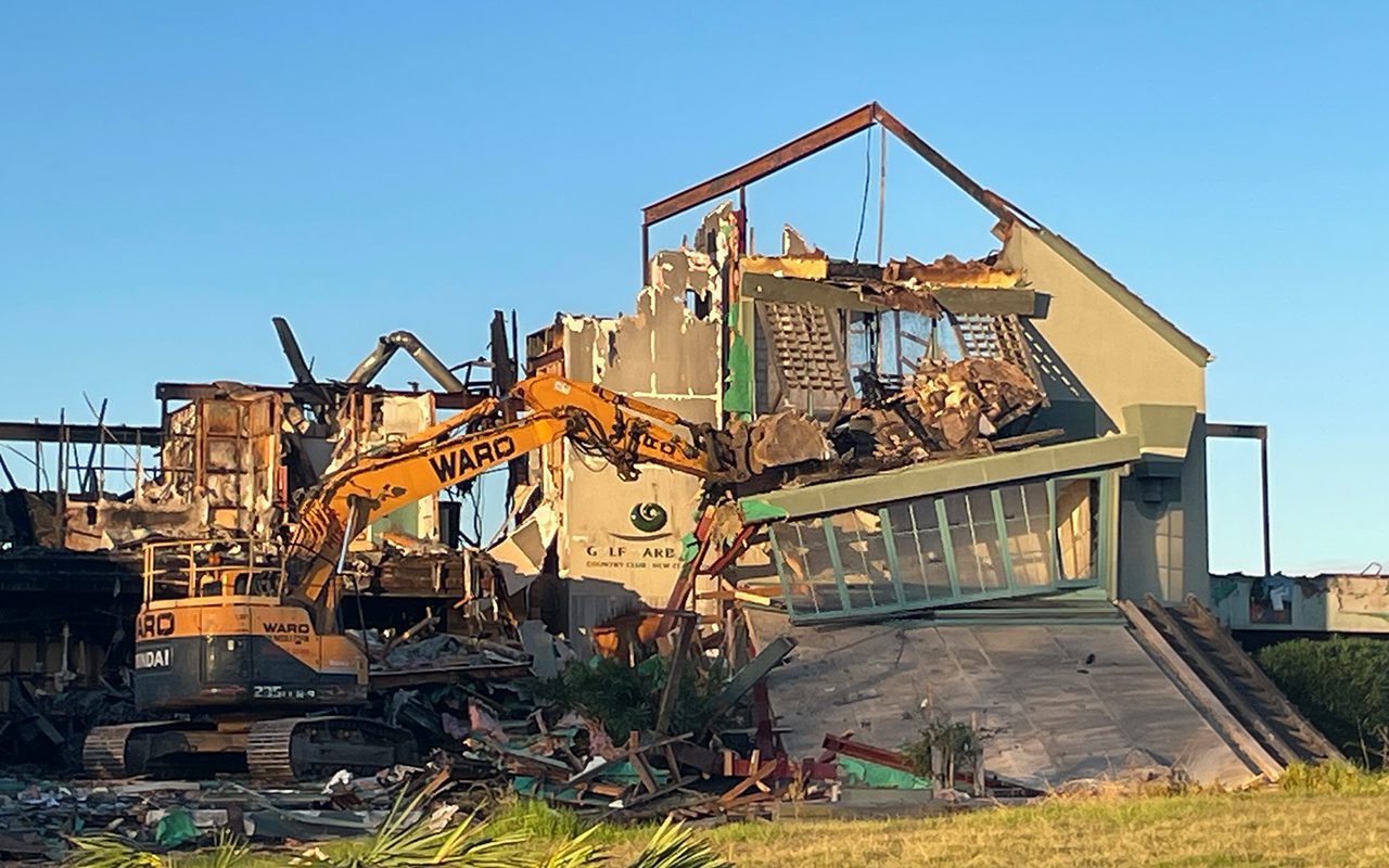 Council attempts to put country club owner into liquidation - Local Matters